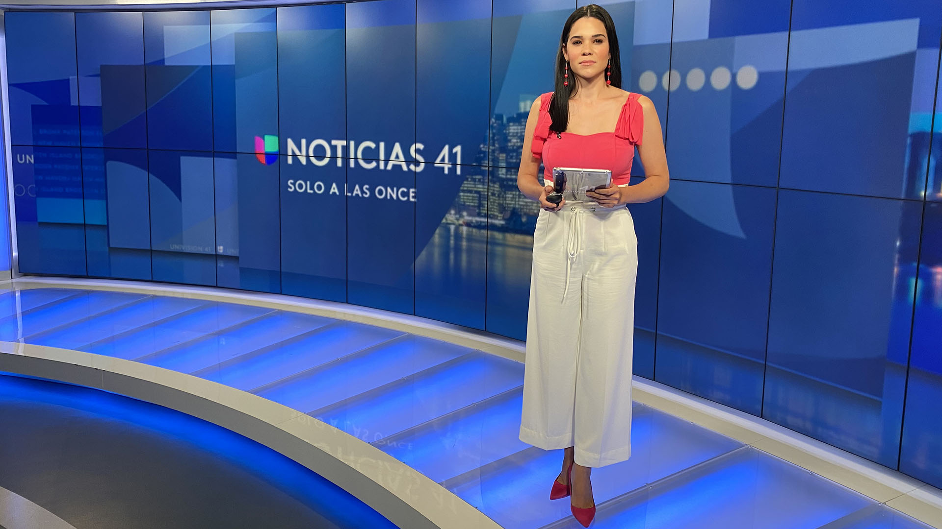 Breaking the mold on the late news | Cronkite News Lab